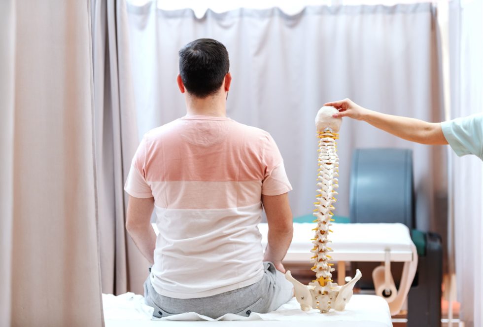 Managing Back Pain: What a Discogram Is and How It Differs from an MRI ...